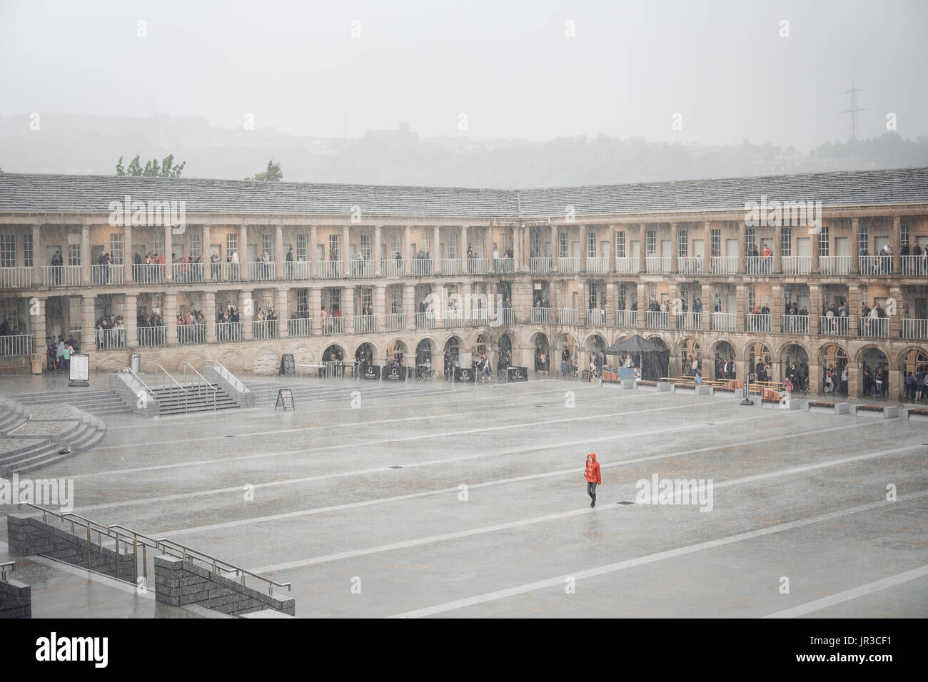 Piece hall old halifax hi-res stock photography and images - Alamy