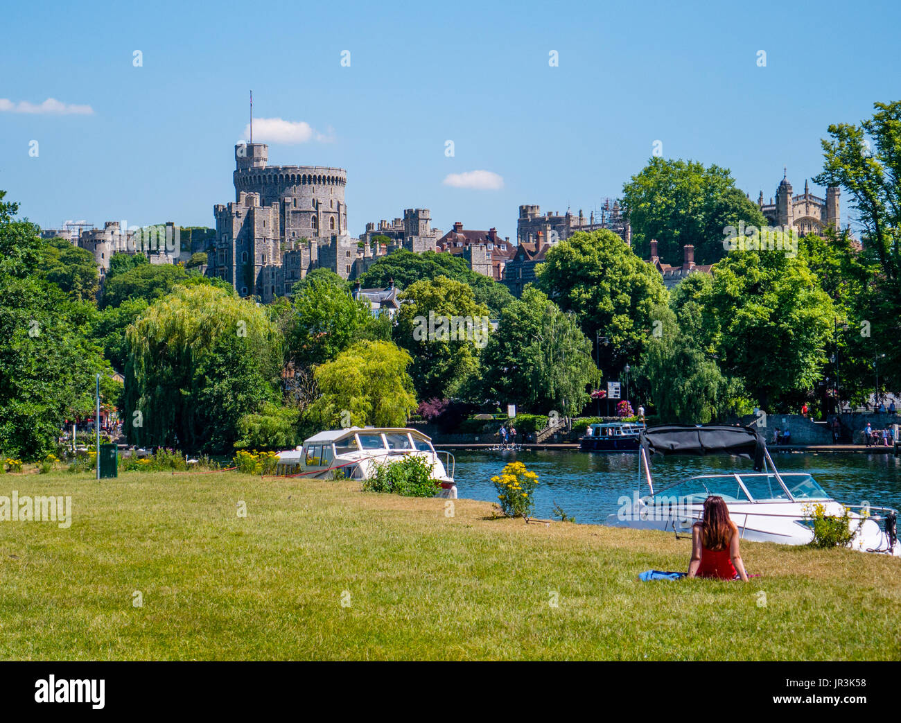 River Thames, South Meadow, Thames Path with Windsor Castle in the ...