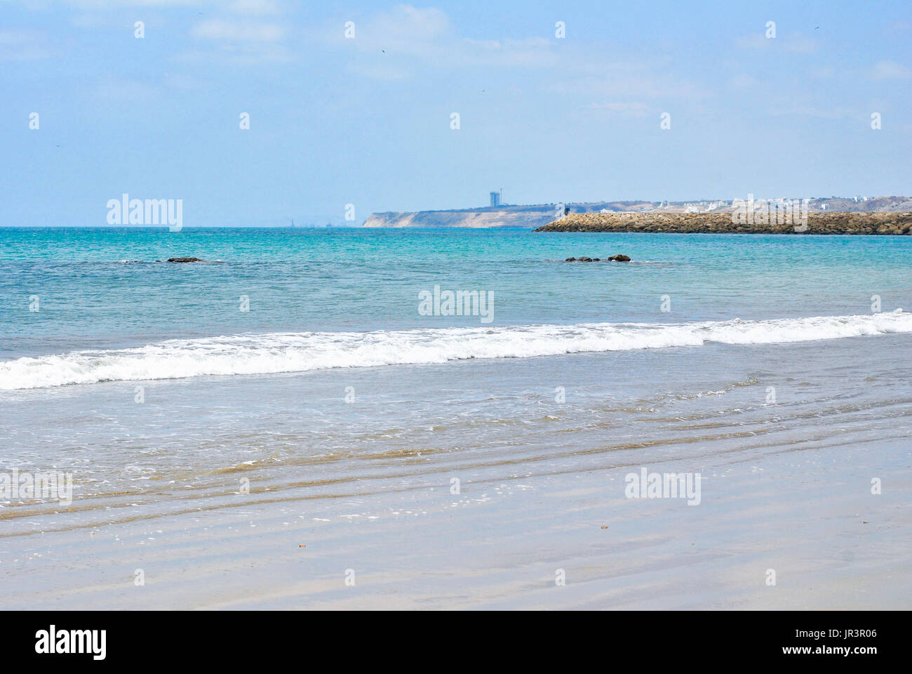 Manta ecuador beach hi-res stock photography and images - Alamy