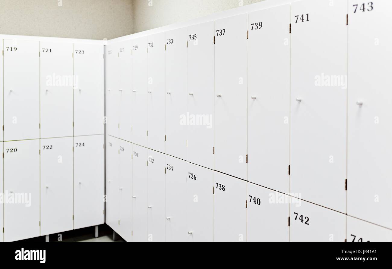 Number lockers hi-res stock photography and images - Alamy