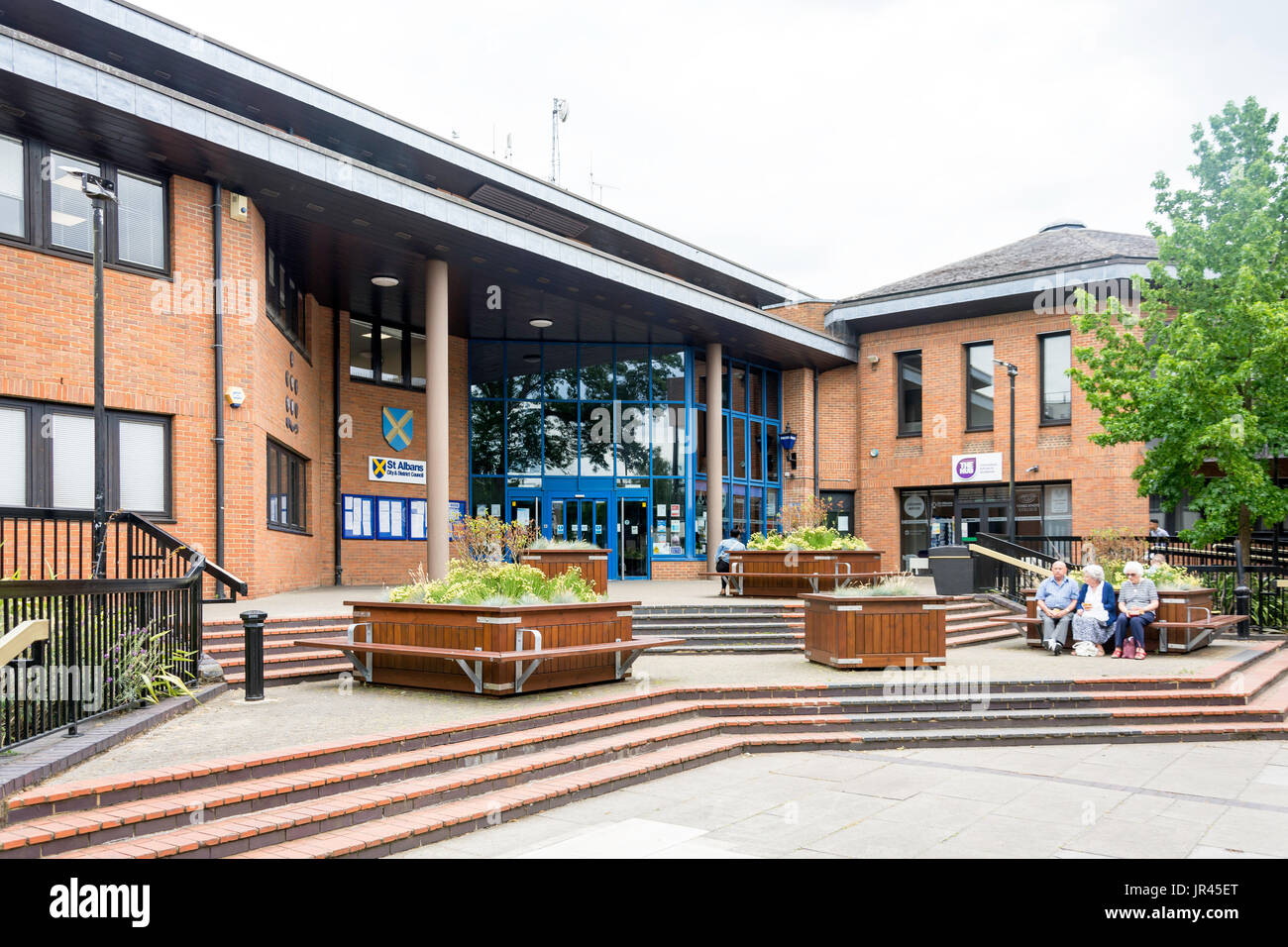 St Albans District Council, Civic Centre, St Peter's Street, St.Albans ...