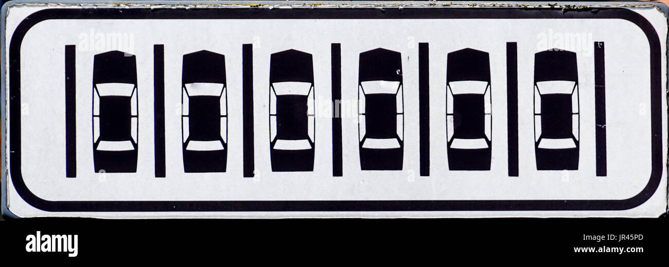 Parking lot indication hi-res stock photography and images - Alamy