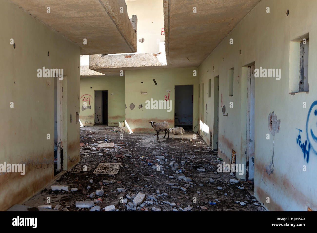 Empty hotel falling down building hi-res stock photography and images ...
