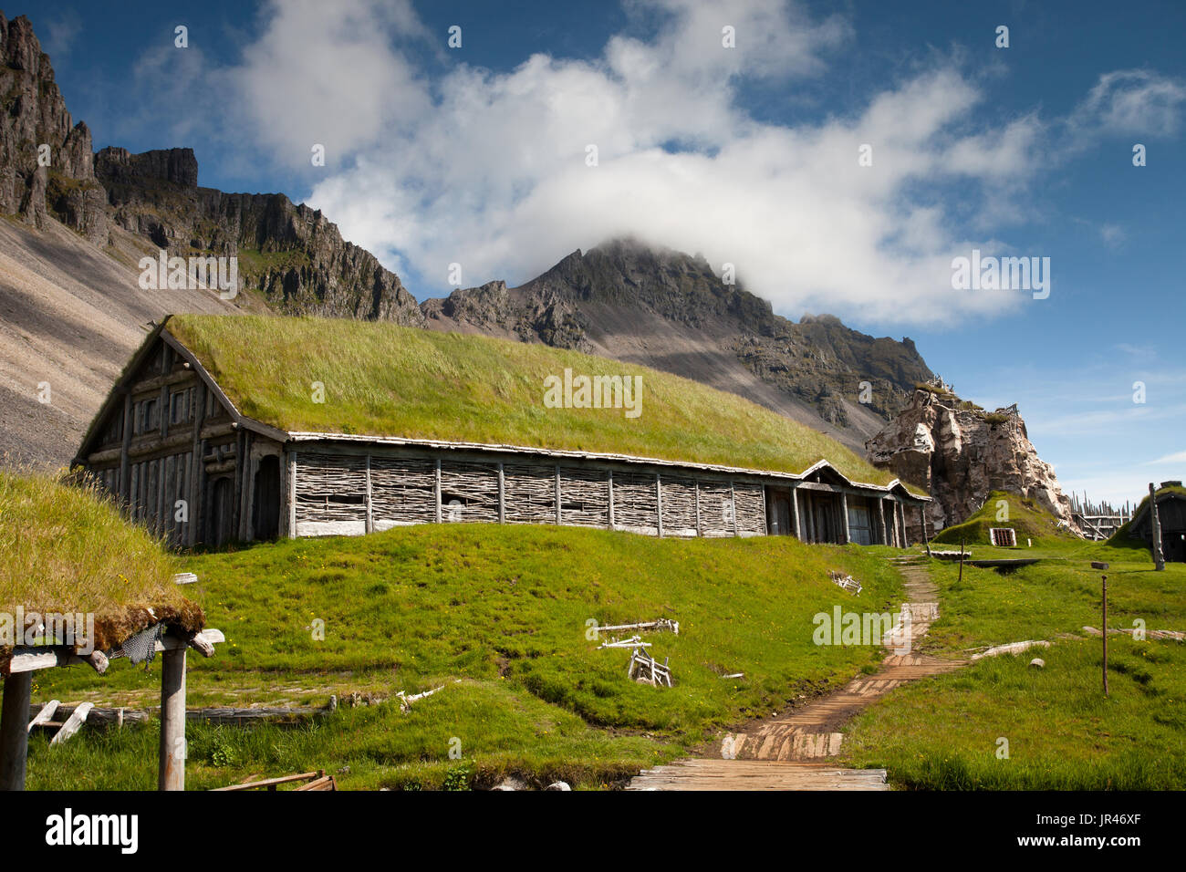 Viking village hi-res stock photography and images - Alamy