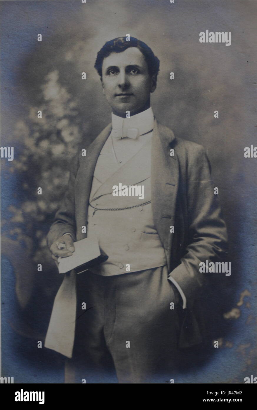 Edwardian actor hi-res stock photography and images - Alamy