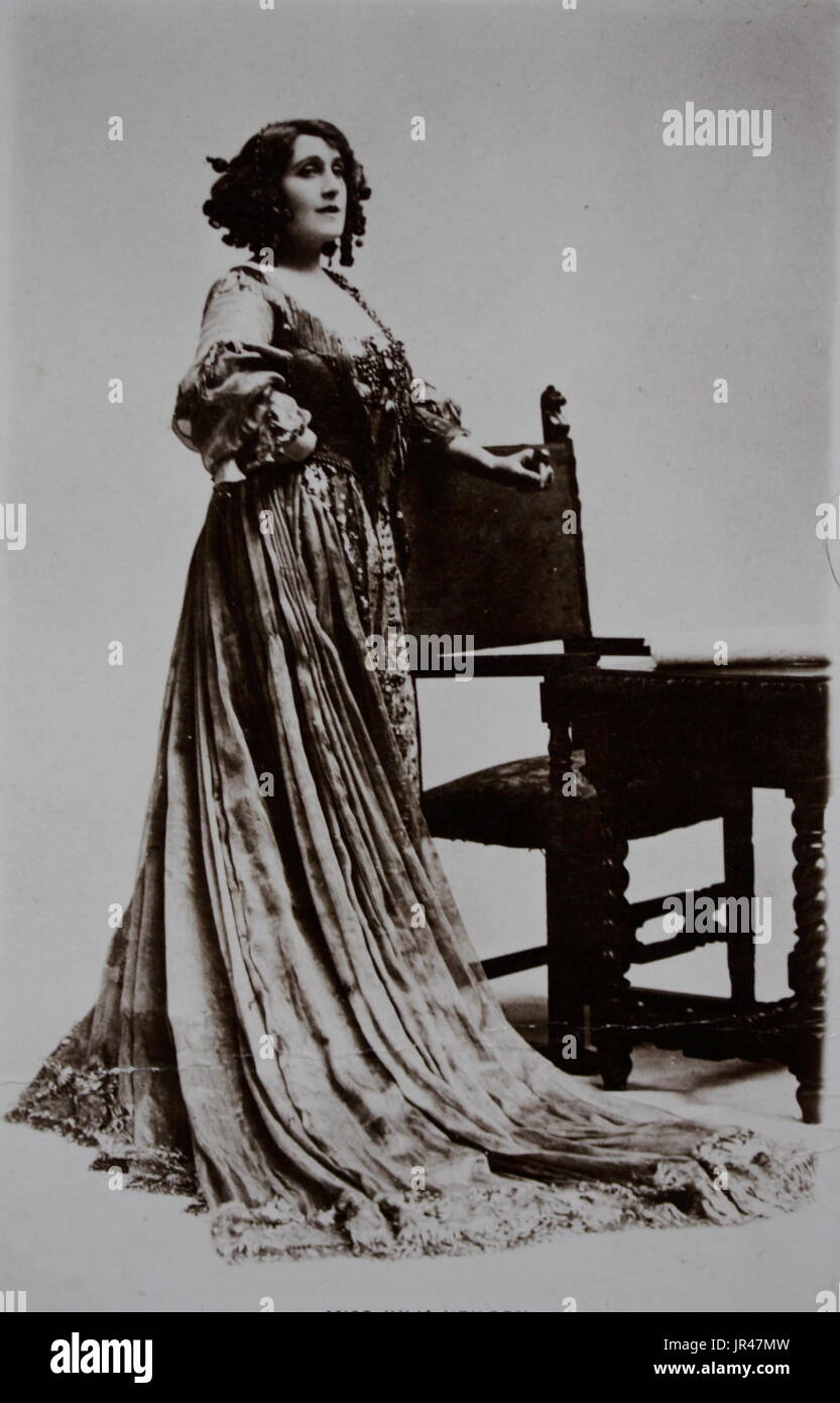 Miss Julie Neilson - Edwardian Actress as "Nell" in "Sweet Nell of Old ...