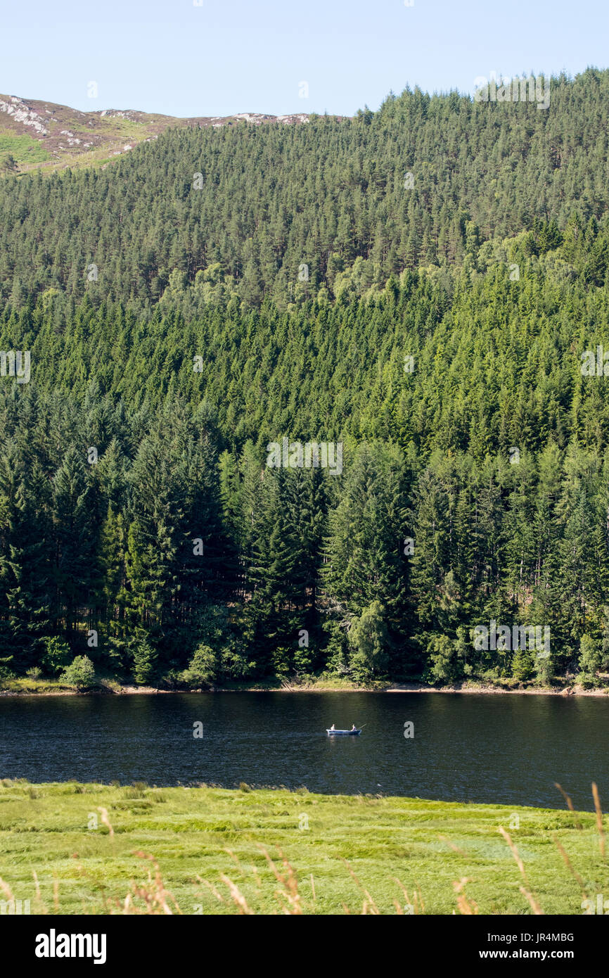 Scottish mountains scotland highlands blue sky hi-res stock photography ...