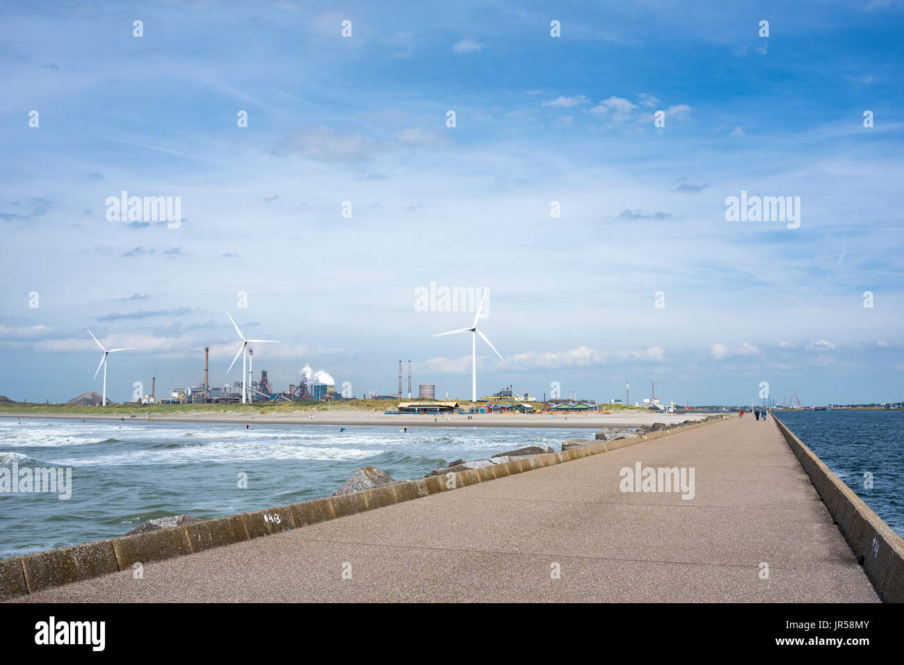 Back of dam hi-res stock photography and images - Alamy