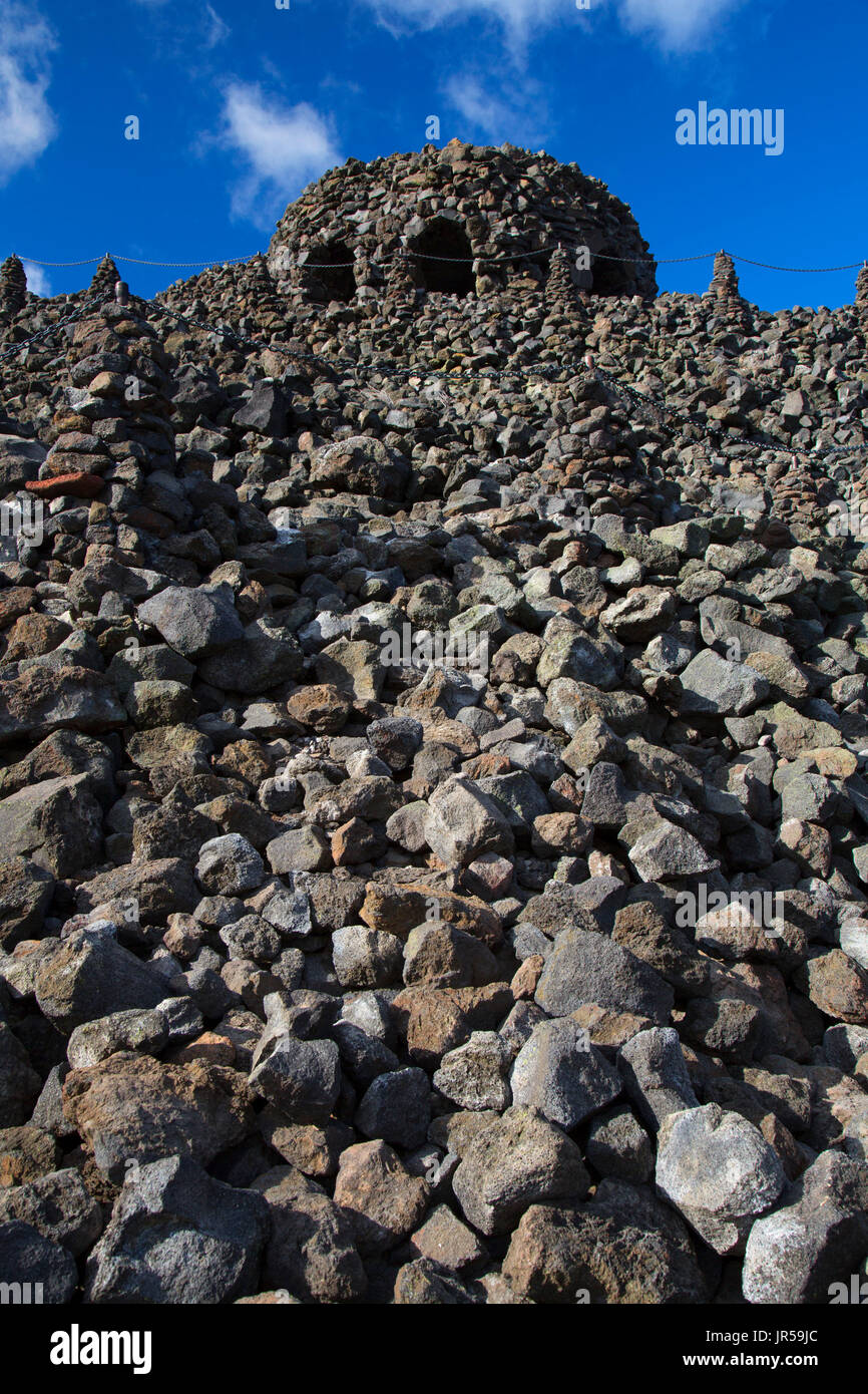 Dee Wright Observatory, McKenzie Pass-Santiam Pass National Scenic ...