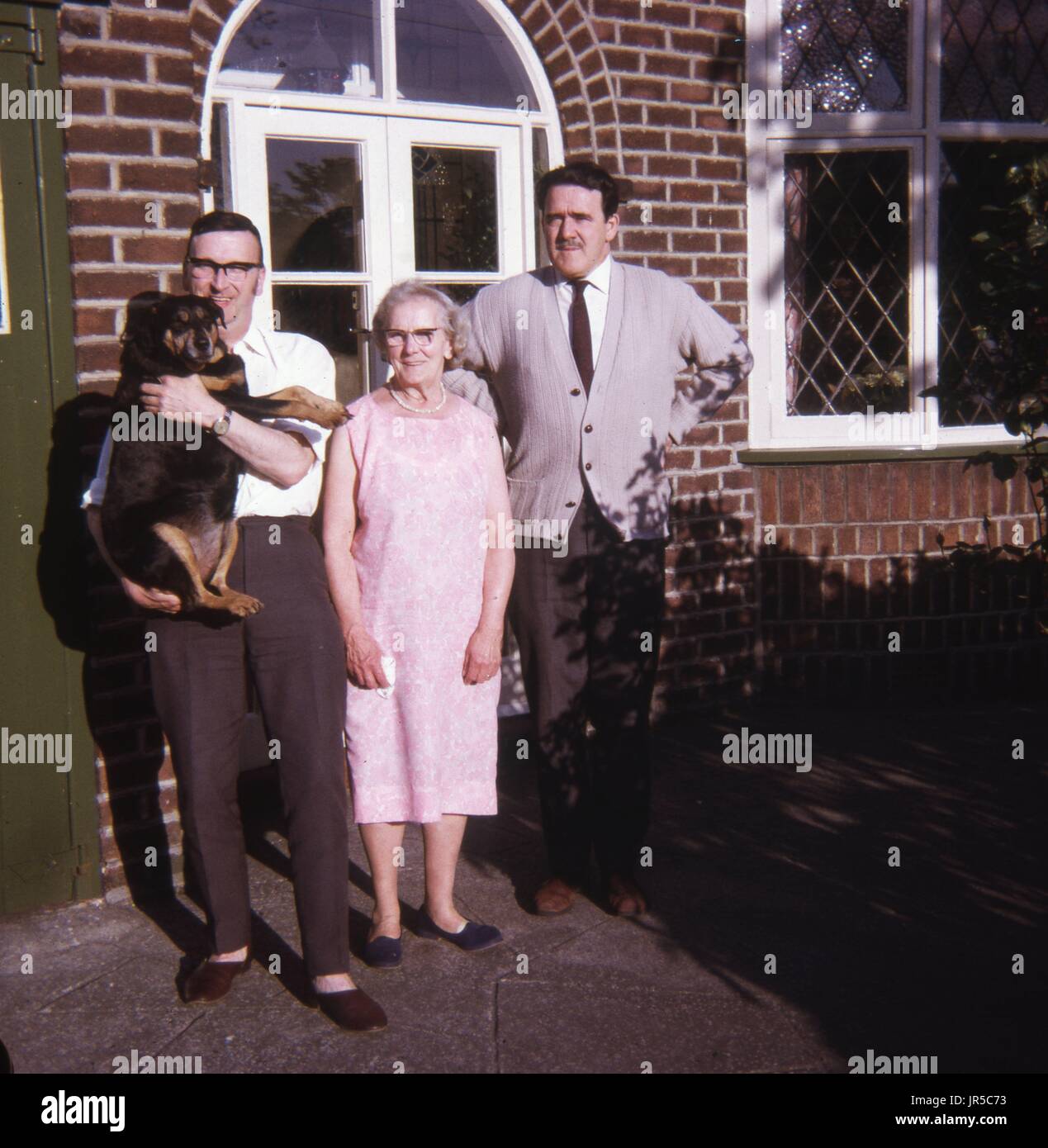 1971 uk family hi-res stock photography and images - Alamy