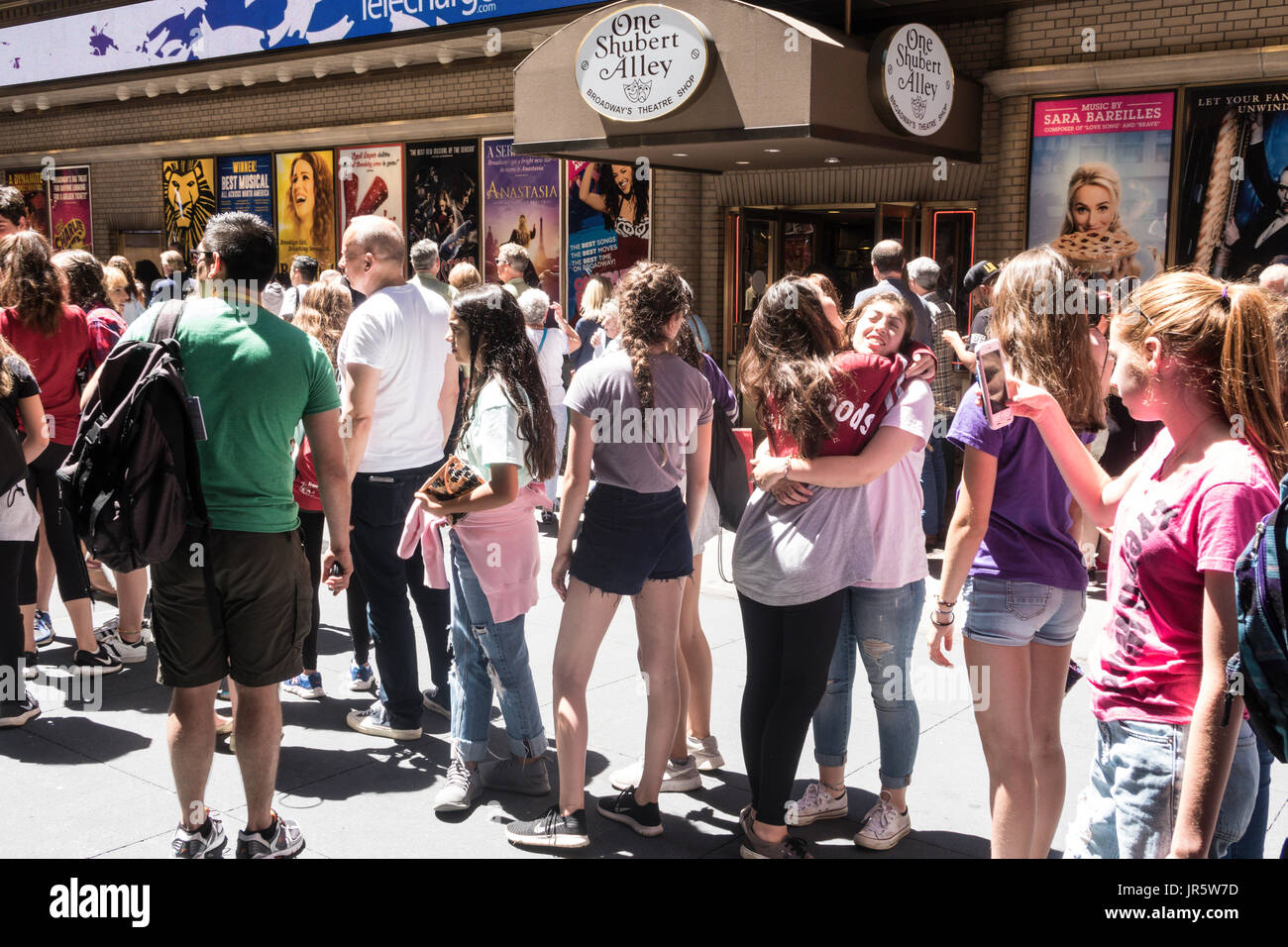 Queue of Broadway Patrons in Shubert Alley, Times Square, NYC, USA ...