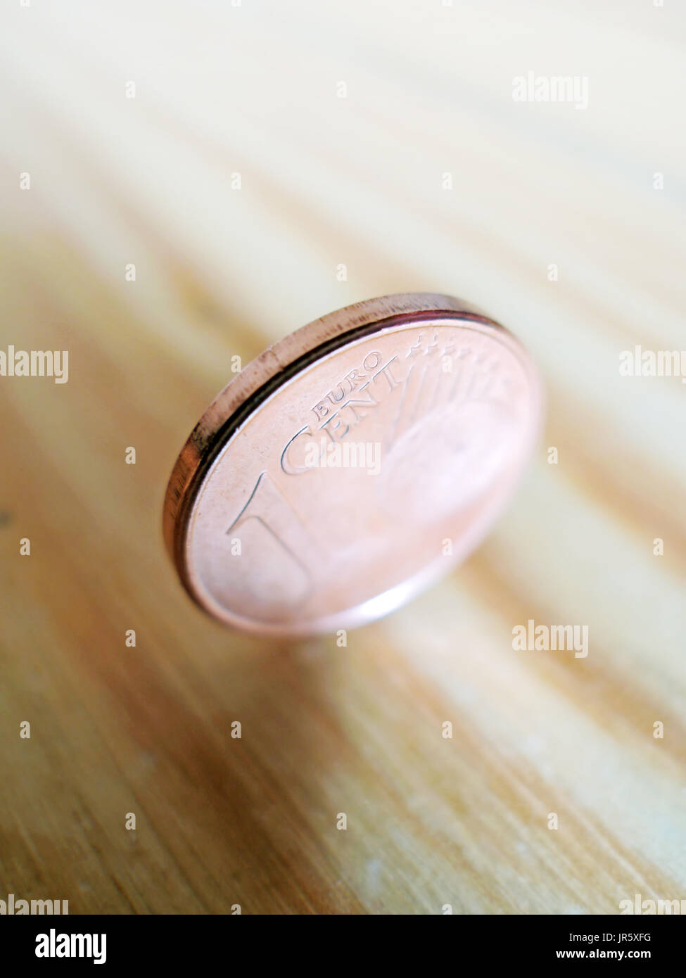 Euro coin vector hi-res stock photography and images - Alamy