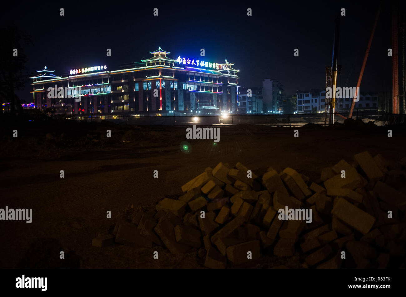 Night poverty hi-res stock photography and images - Alamy