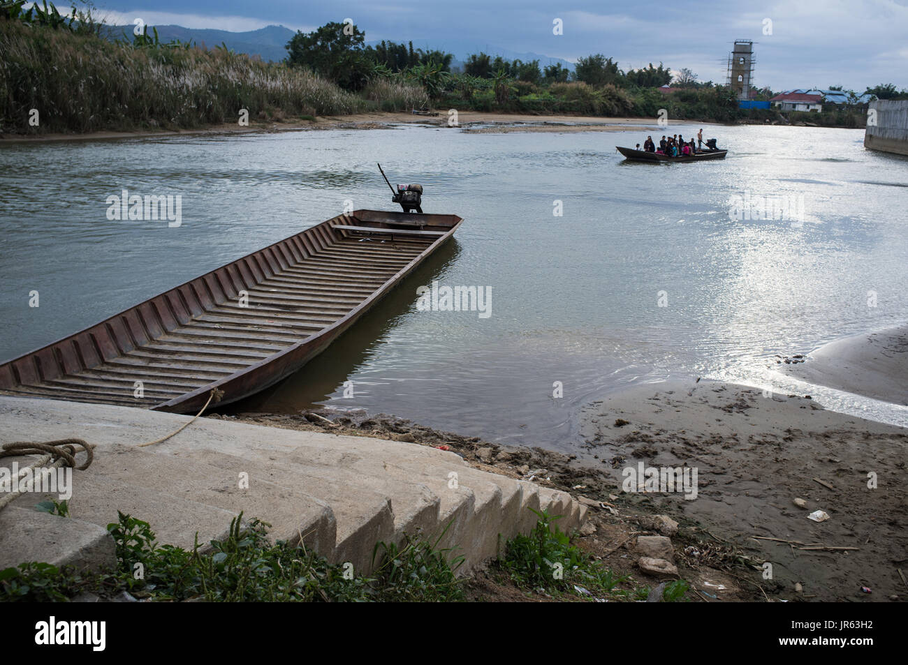 Ruili border hi-res stock photography and images - Alamy
