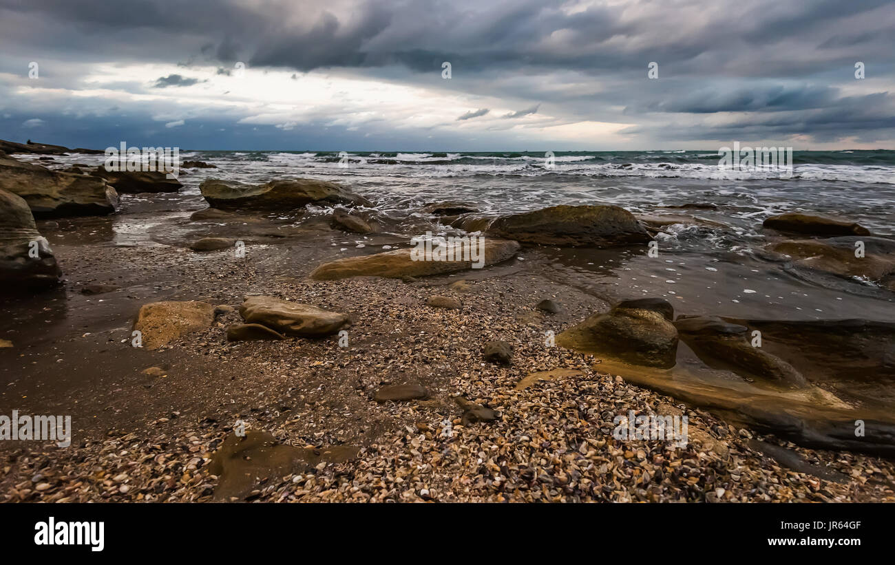 Dramatic beautiful seascape, coast line Stock Photo - Alamy