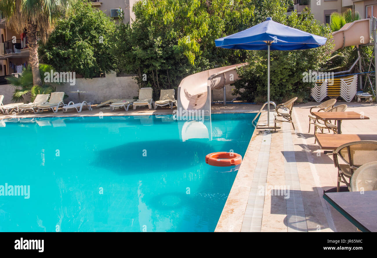 Luxury hotel pool california hi-res stock photography and images - Alamy