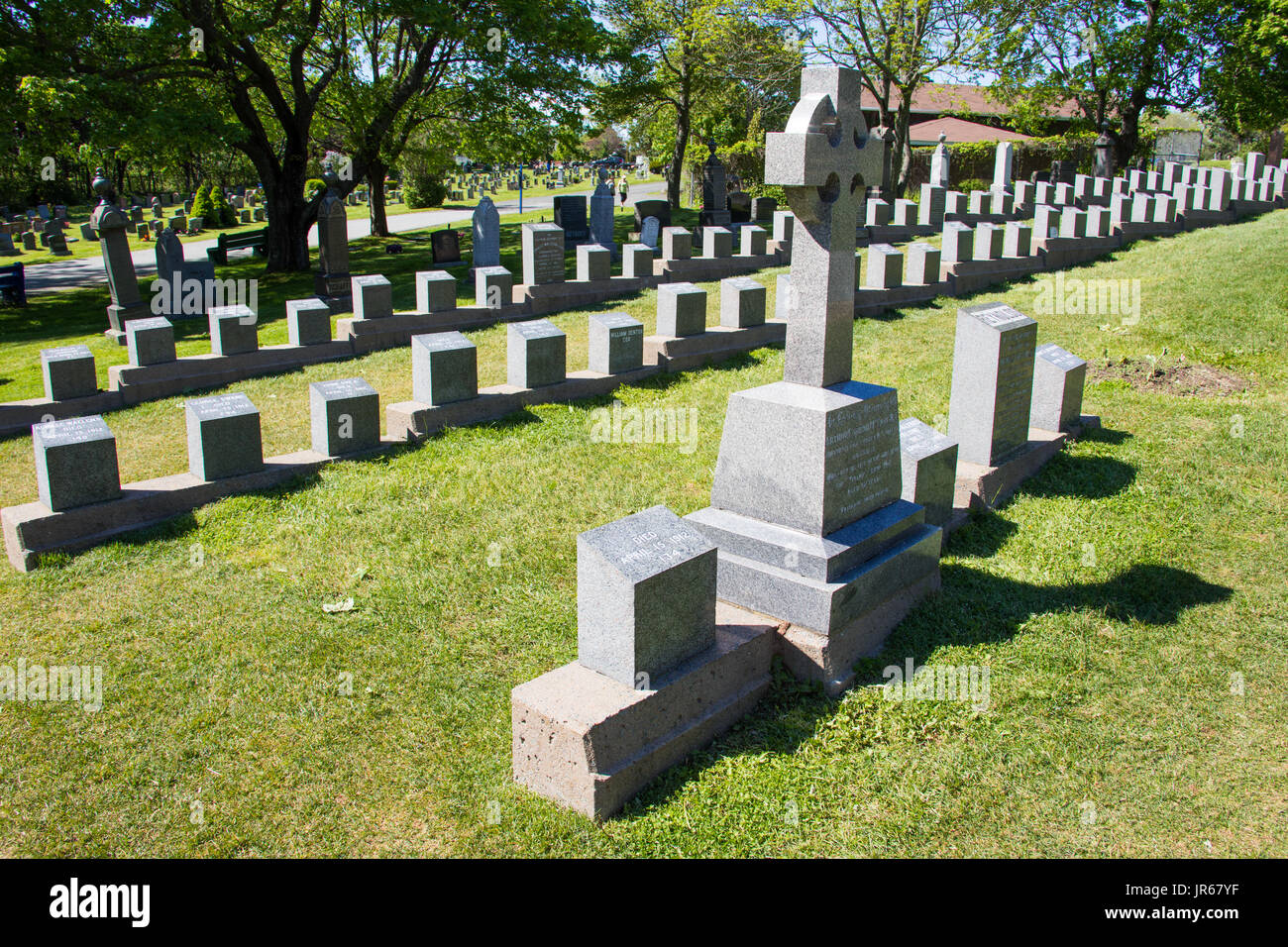 Titanic Grave Site, Fairview Lawn Cemetery, Halifax, Nova Scotia ...