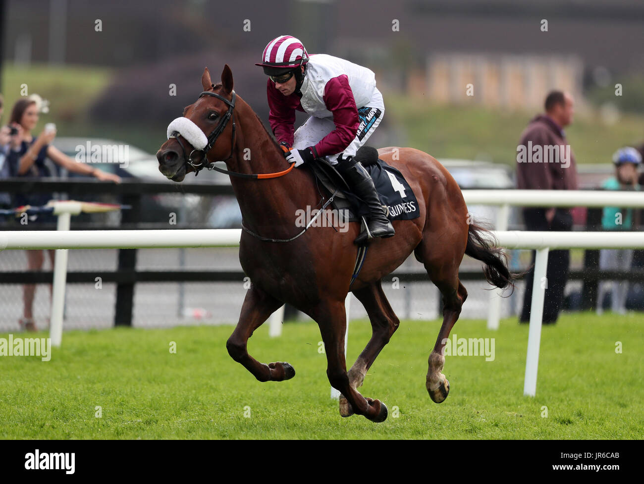 Dayna Moss ridden by Richie Deegan on their way to winning the Guinness ...