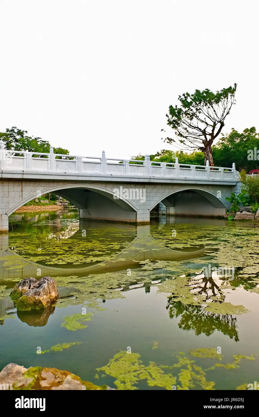 Chinese built bridge hi-res stock photography and images - Alamy