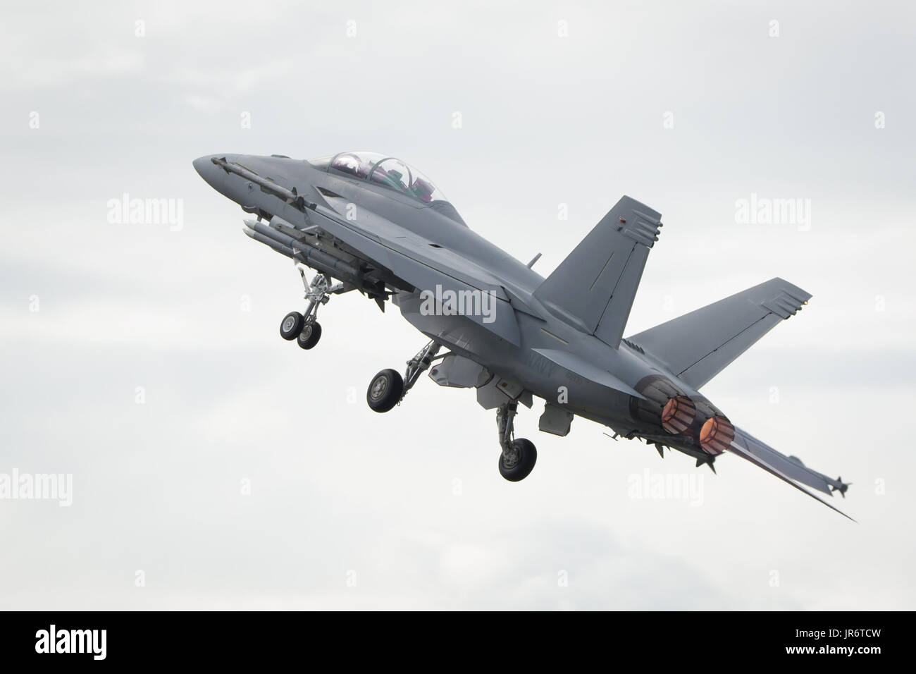 Mcdonnell douglas f18 hornet hi-res stock photography and images - Alamy