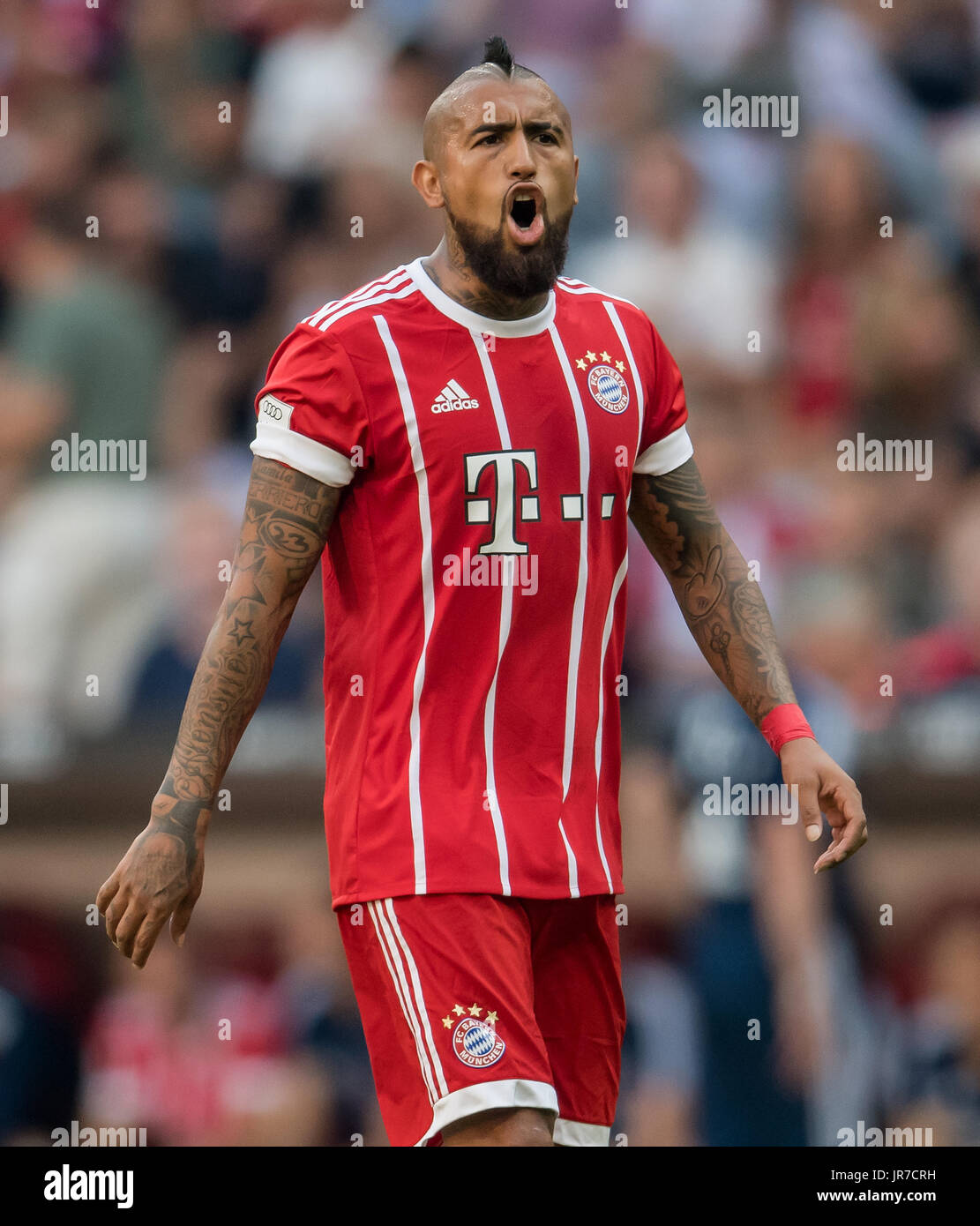 Munich, Germany. 2nd Aug, 2017. Bayern's Arturo Vidal in action during ...