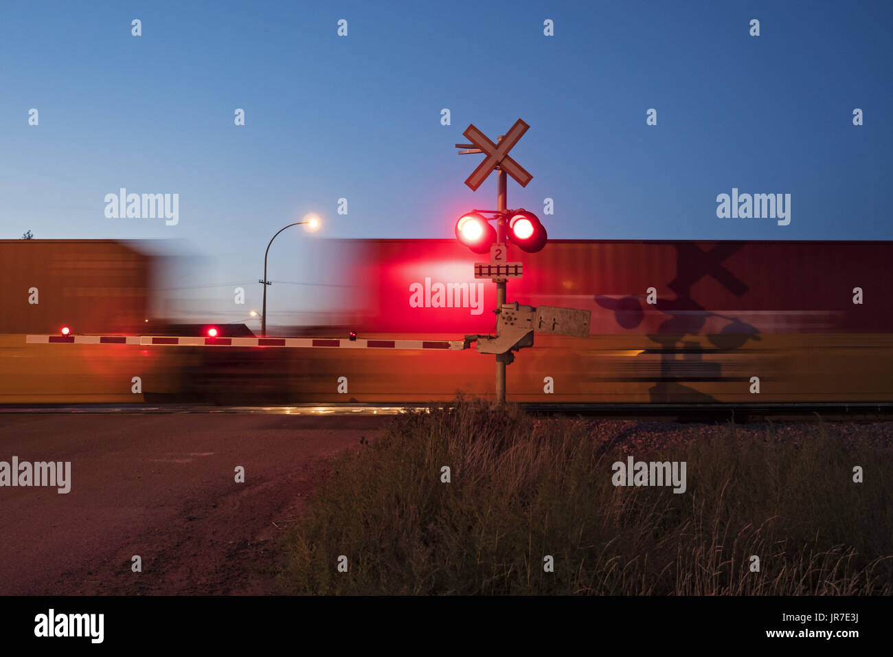 Canadian pacific intermodal freight train hi-res stock photography and ...