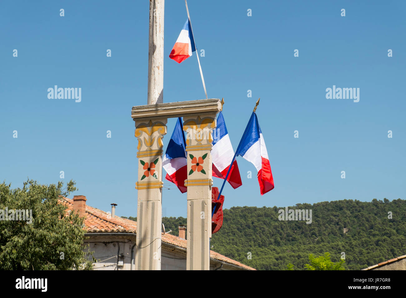 Medieval wine making hi-res stock photography and images - Alamy