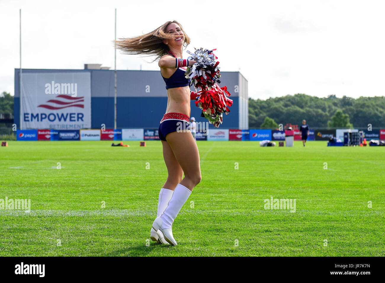 Foxborough, USA. 4th Aug, 2017. A New England Patriots cheerleader ...