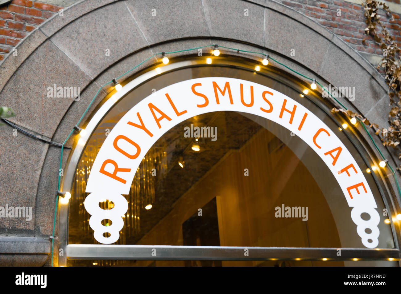 Royal smushi cafe logo hi-res stock photography and images - Alamy