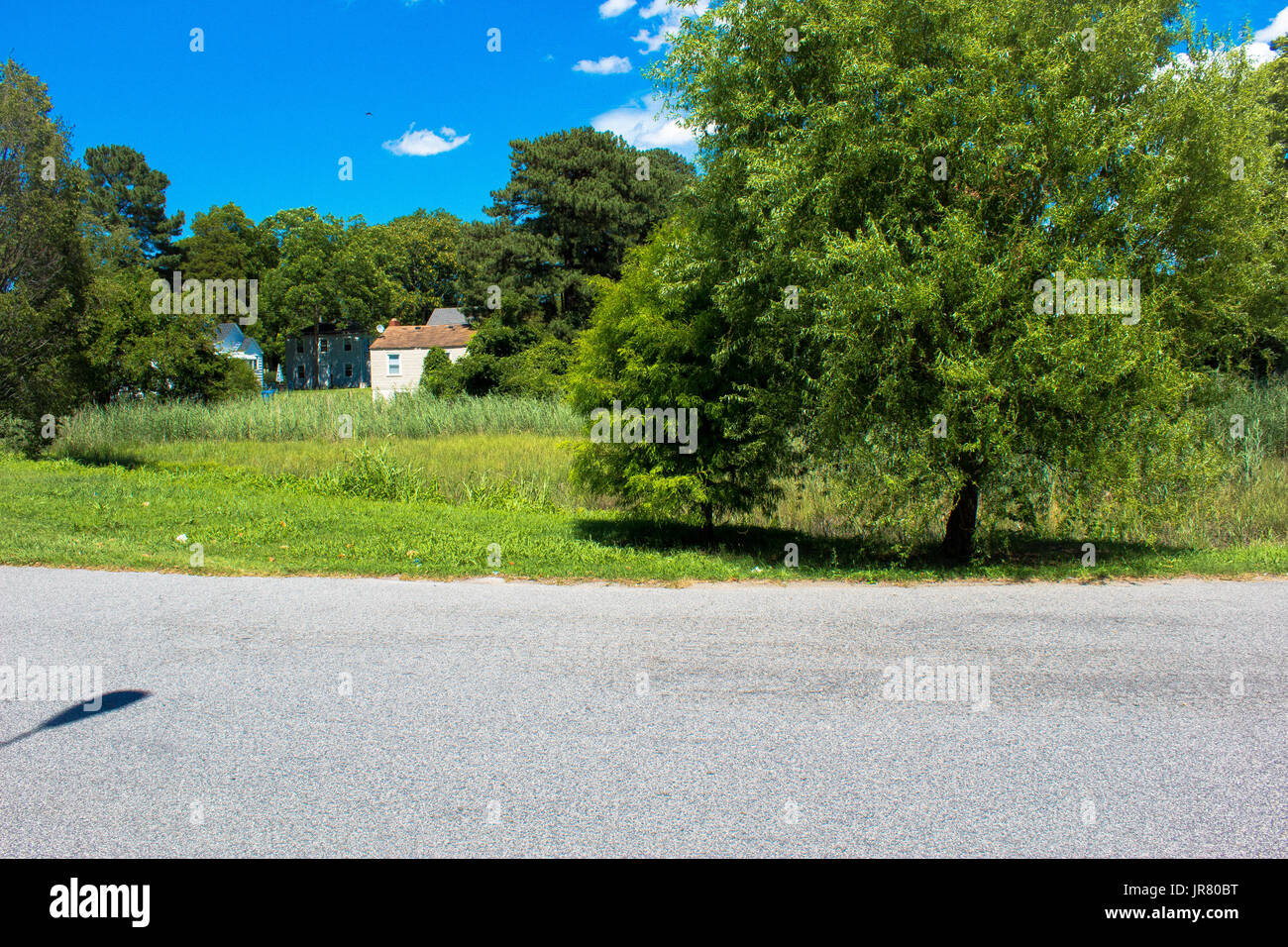 House in a distance hi-res stock photography and images - Alamy