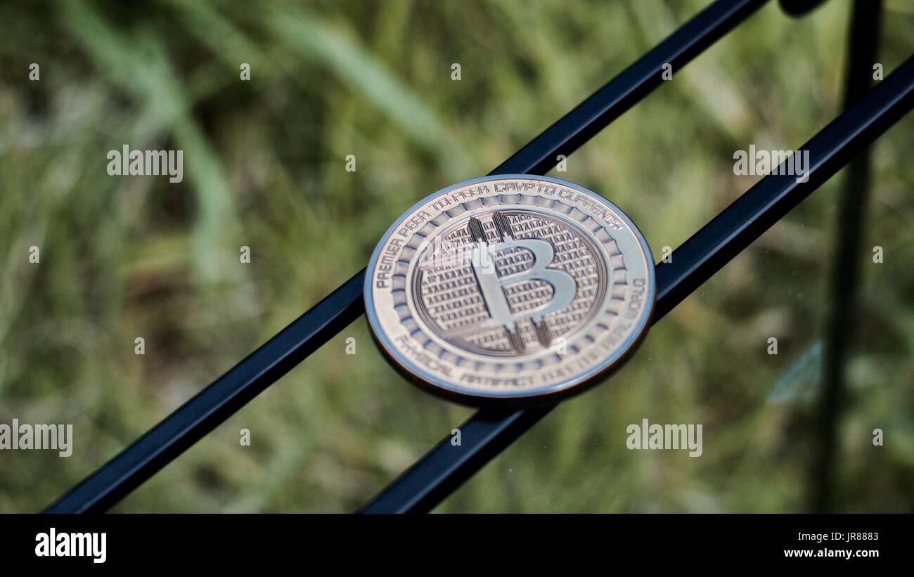 Digital currency physical metal bitcoin coin. Virtual money concept ...