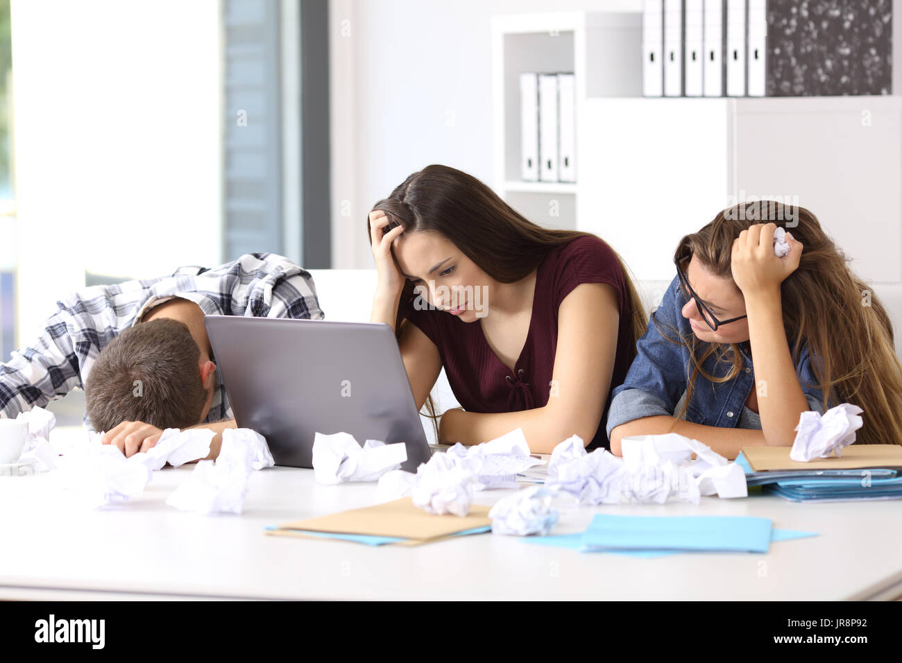 Teamwork project hi-res stock photography and images - Alamy