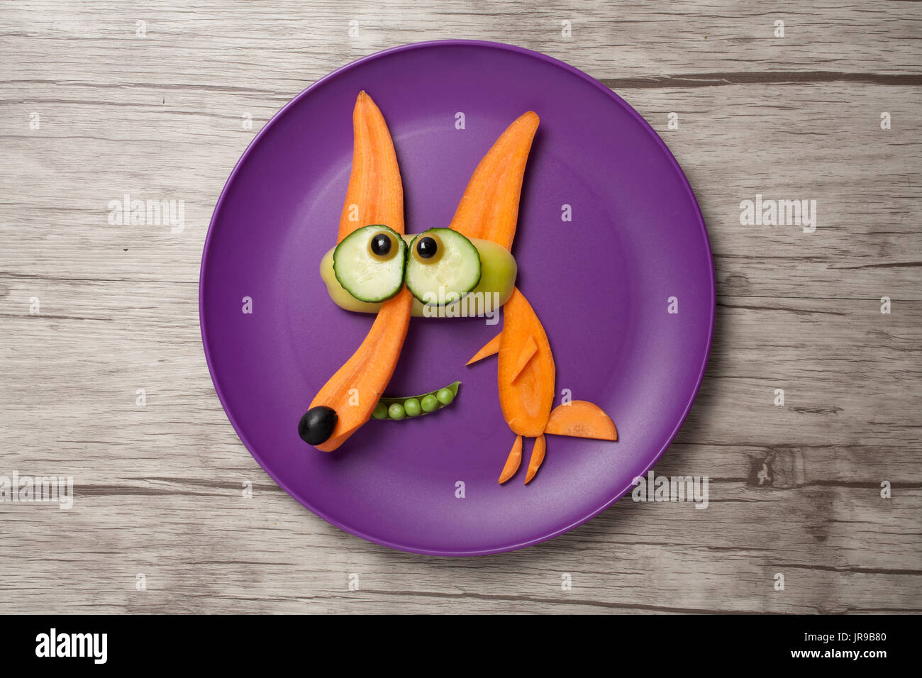 Fresh fox hi-res stock photography and images - Alamy