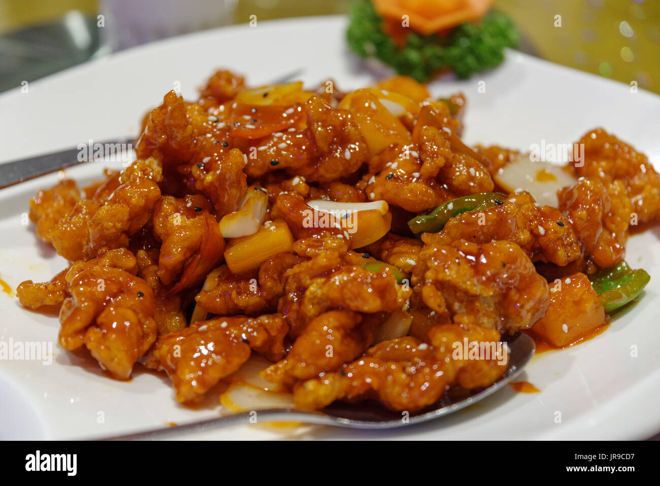 chinese food sweet and sour pork Stock Photo - Alamy