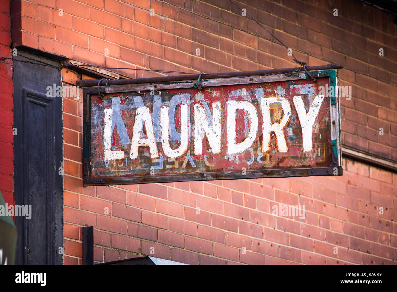 Laundry sign hi-res stock photography and images - Alamy