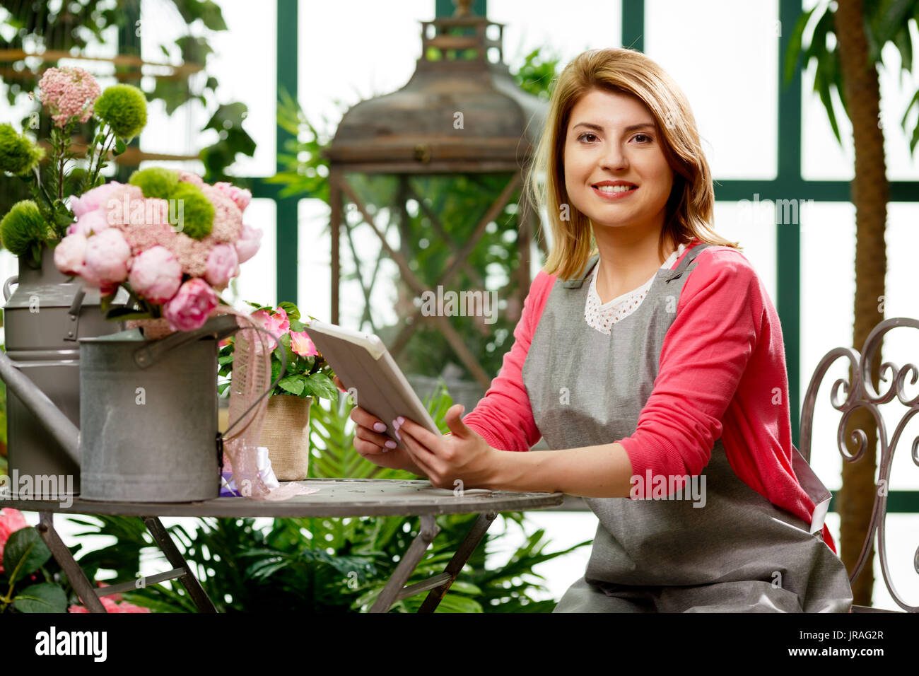 Ordersoutdoors hi-res stock photography and images - Alamy