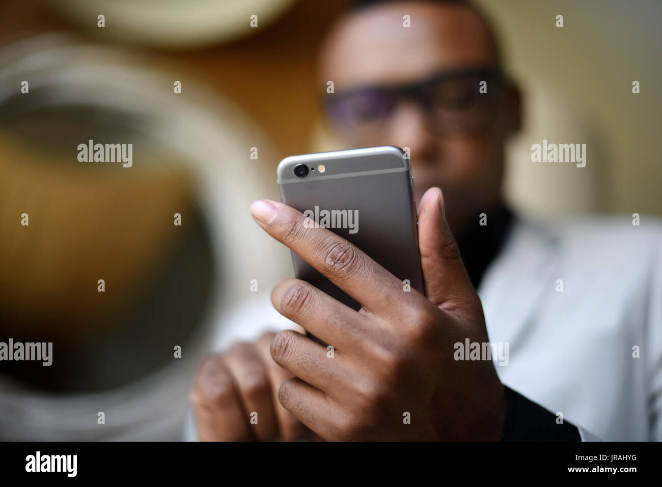 Sms cellphone africa hi-res stock photography and images - Alamy