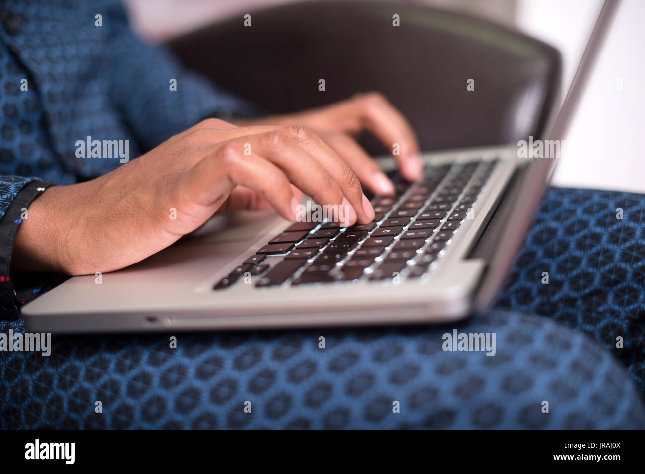 Businessman hands typing message on hi-res stock photography and images ...