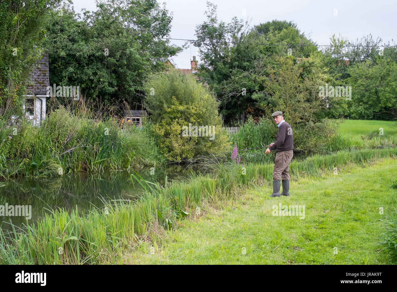 Hampshire trout fishery hi-res stock photography and images - Alamy