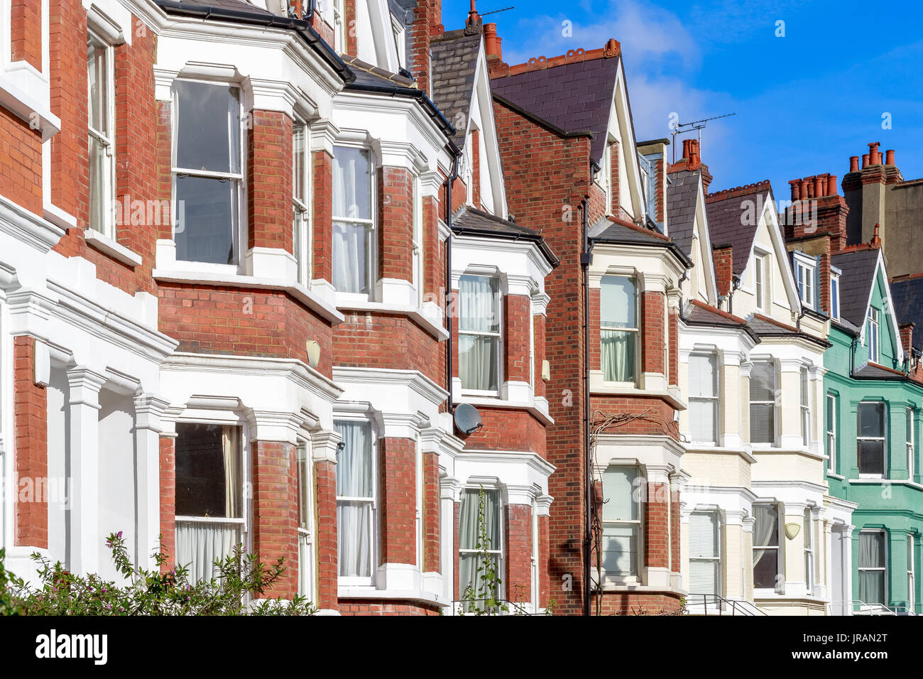 House Terraced Victorian Stock Photos & House Terraced Victorian Stock ...
