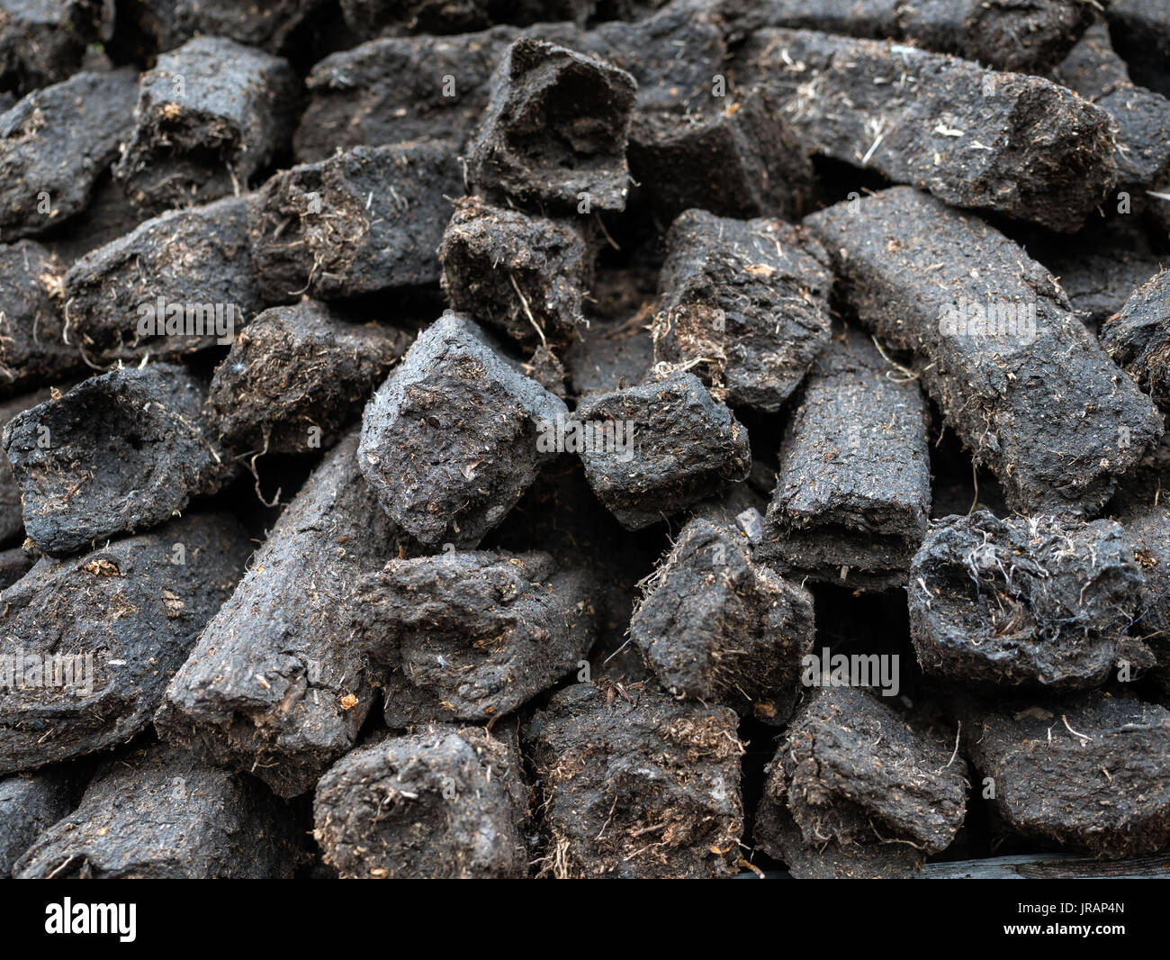 Turf house ireland hi-res stock photography and images - Alamy