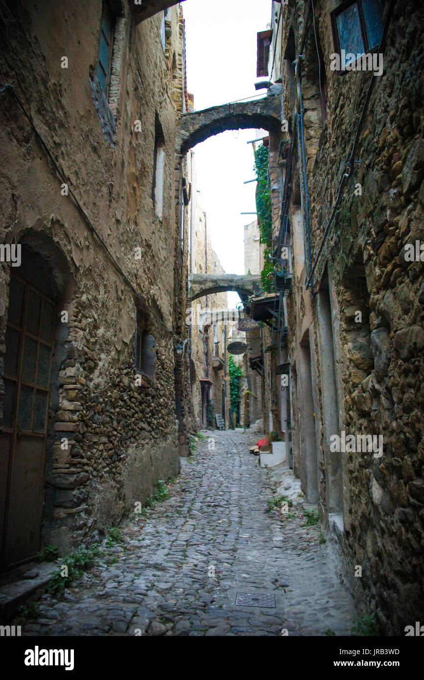 Bussana vecchia hi-res stock photography and images - Alamy