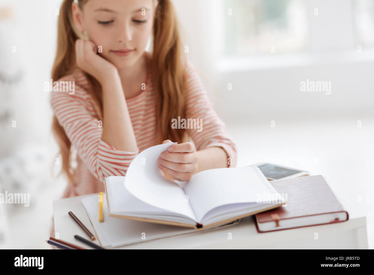 Lady turning hi-res stock photography and images - Alamy