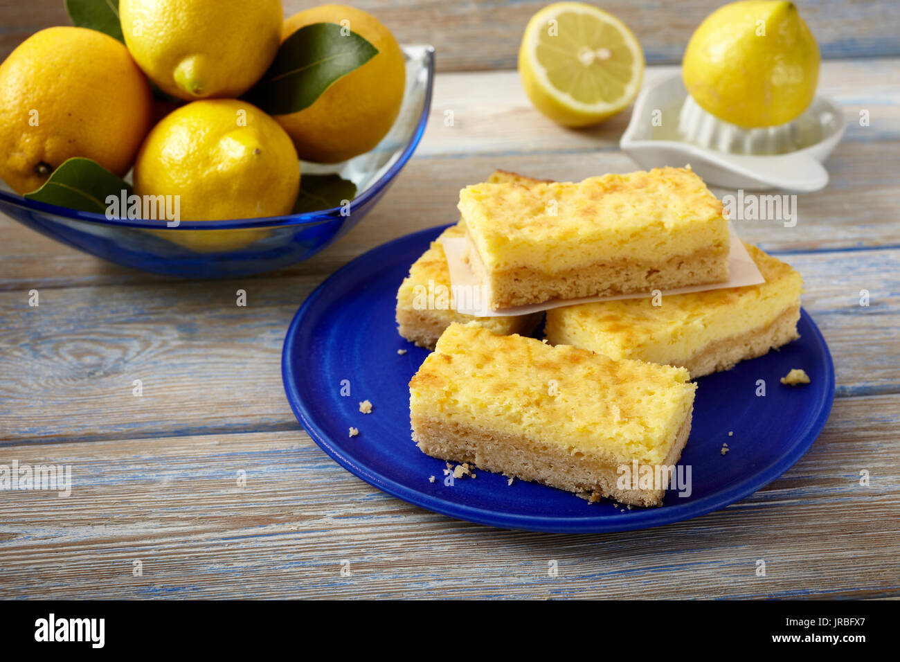 Individual lemon cake slice bars hi-res stock photography and images ...