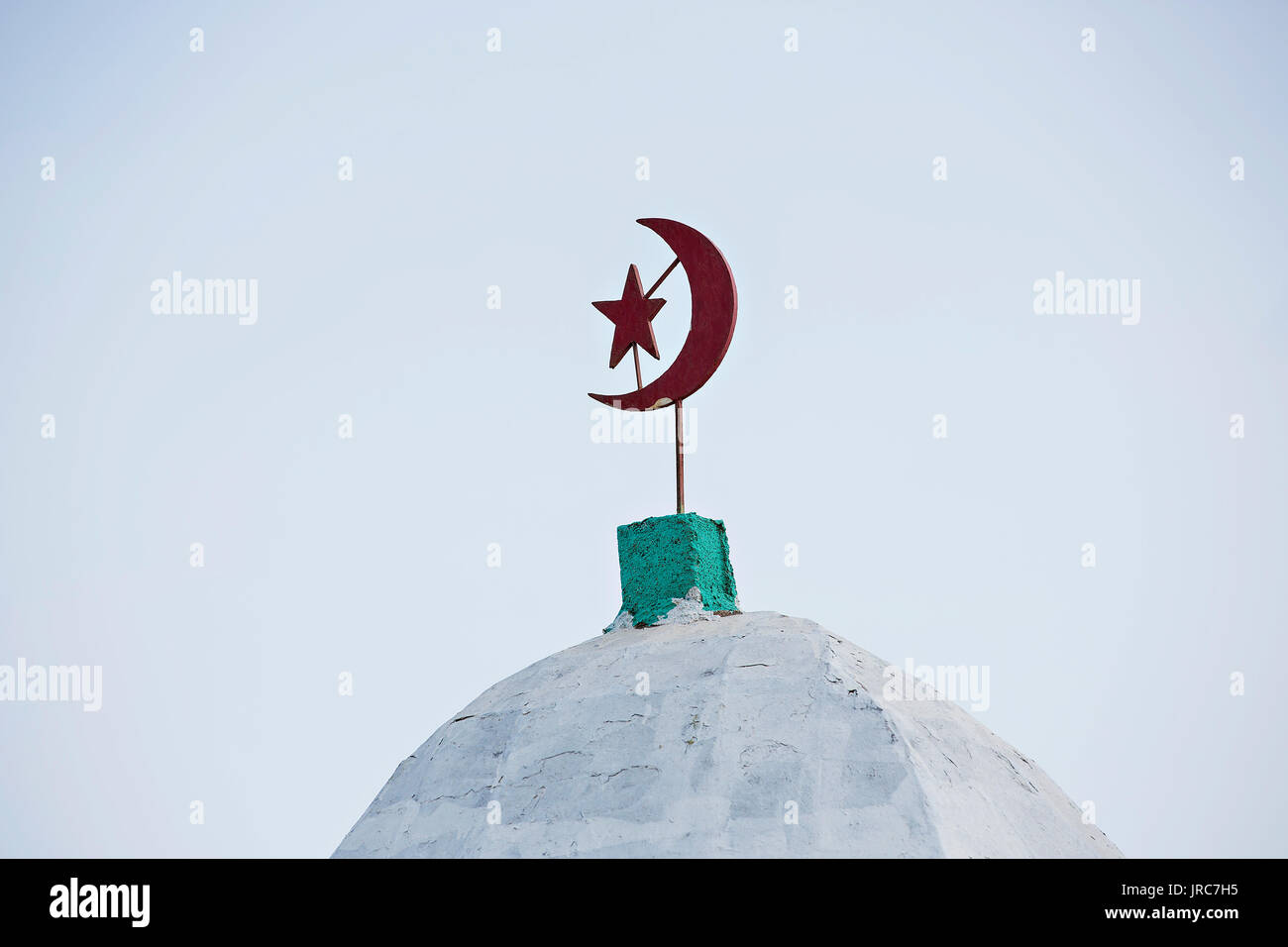 red star and crescent Stock Photo - Alamy