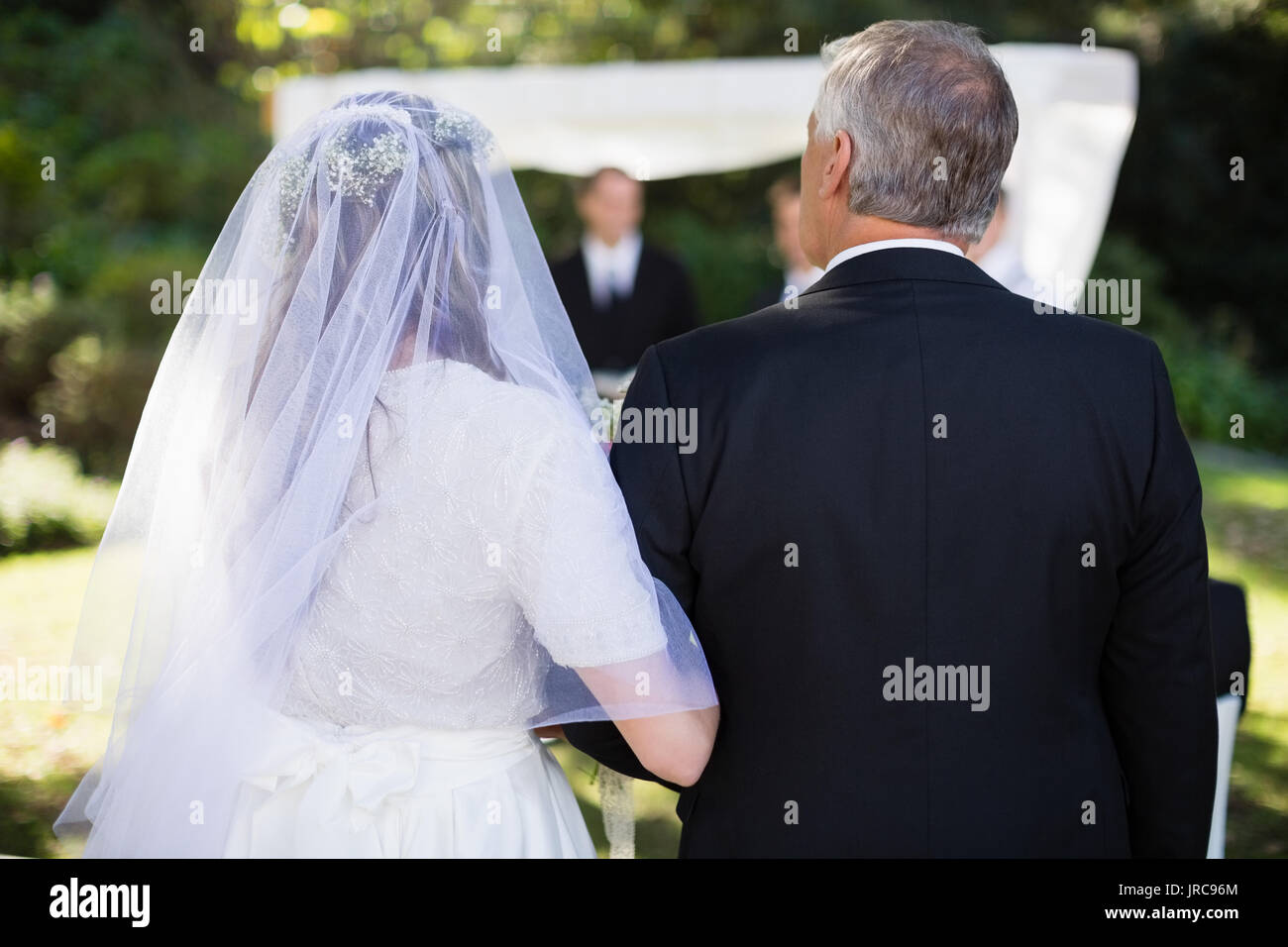 Father daughter wedding hi-res stock photography and images - Alamy
