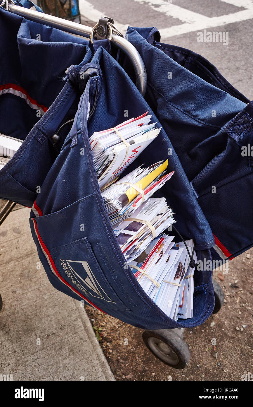 Usps sorting hi-res stock photography and images - Alamy