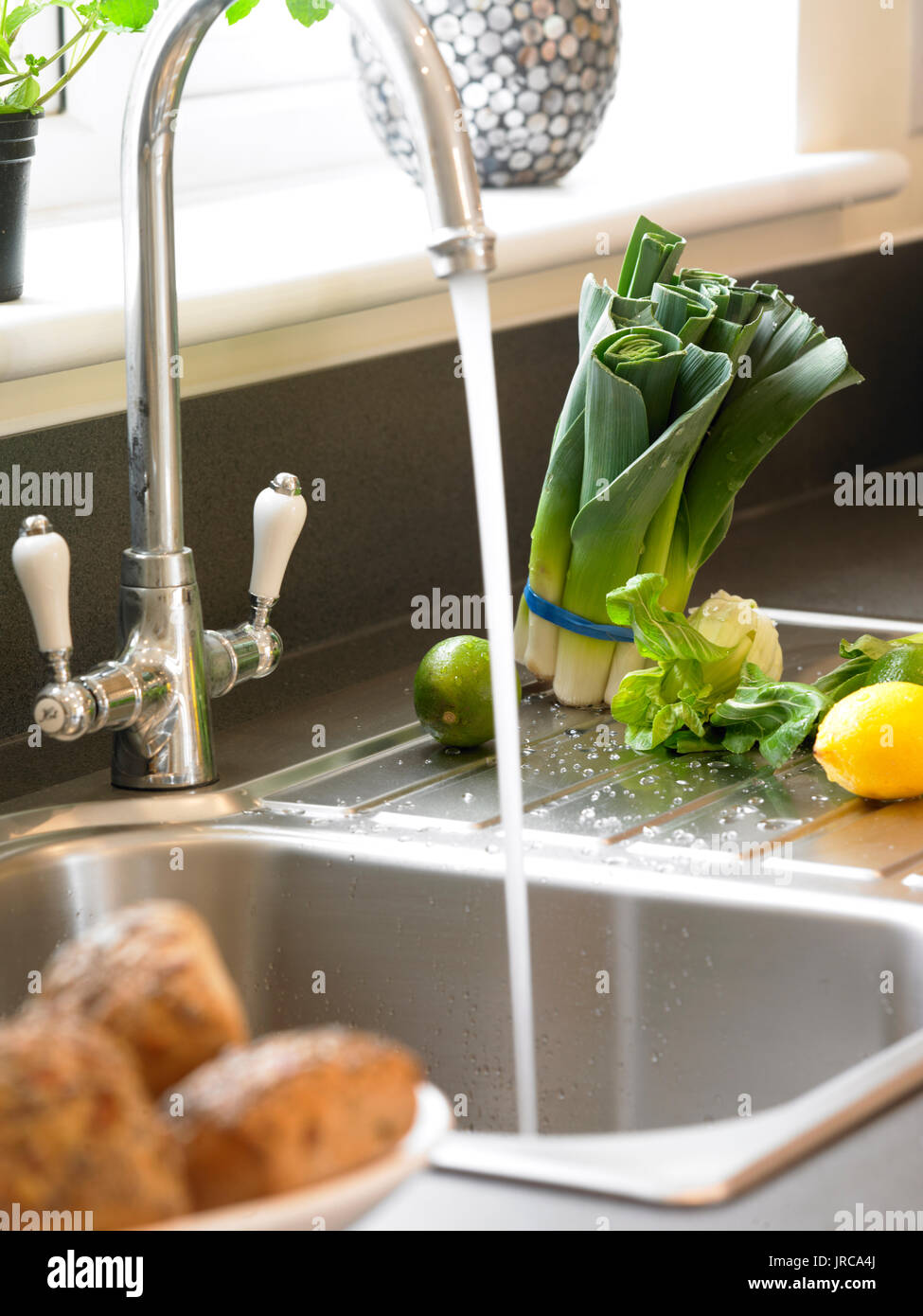 Drainer sink hi-res stock photography and images - Alamy