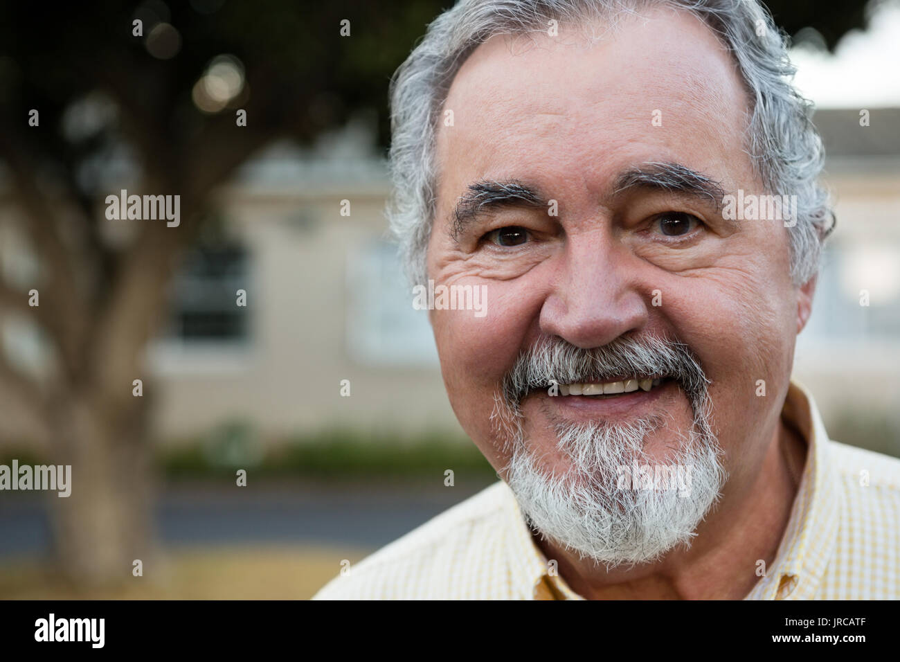 Close up portrait of happy senior man Stock Photo - Alamy