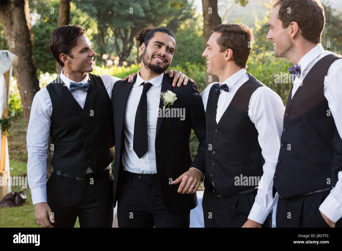 Groomsmen suit men friends hi-res stock photography and images - Alamy